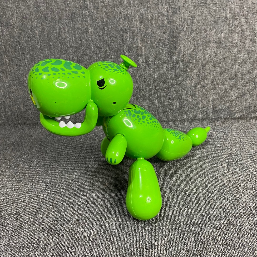 Squeakee the Balloon Dino Interactive Dinosaur by moose, Toys ...
