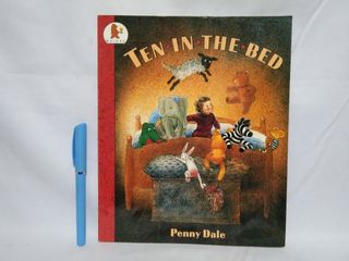 Penny Dale: Ten in the Bed, Hobbies & Toys, Books & Magazines, Children ...