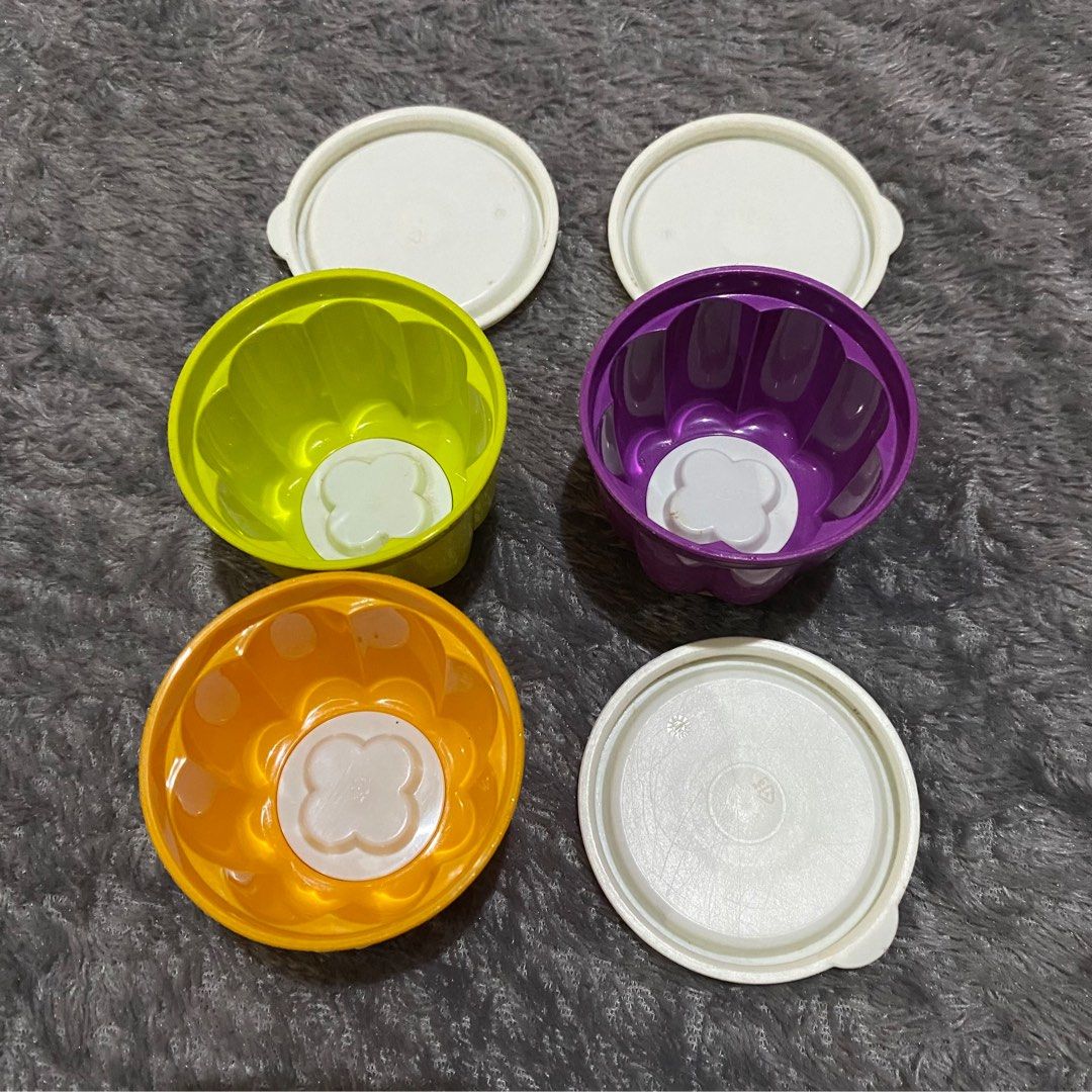 Tupperware Mini Jello, Kitchen & Appliances di Carousell