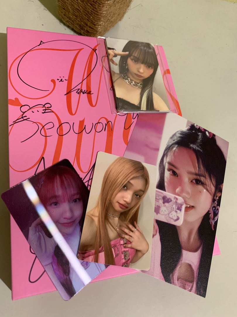 UNIS signed album uns but complete inclusion, Hobbies & Toys ...