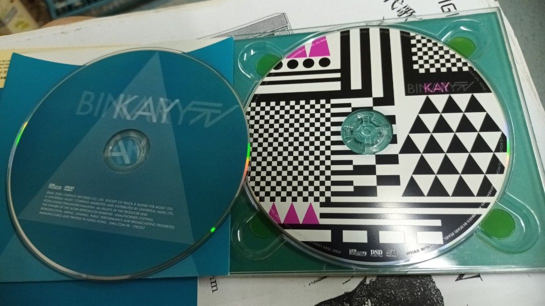 少有第二版 謝安琪 binary 二元素 舊版 CD + MV / 拉闊變奏廳精華 DVD, 興趣及遊戲, 音樂、樂器 & 配件, 音樂與媒體 - CD 及 DVD - Carousell