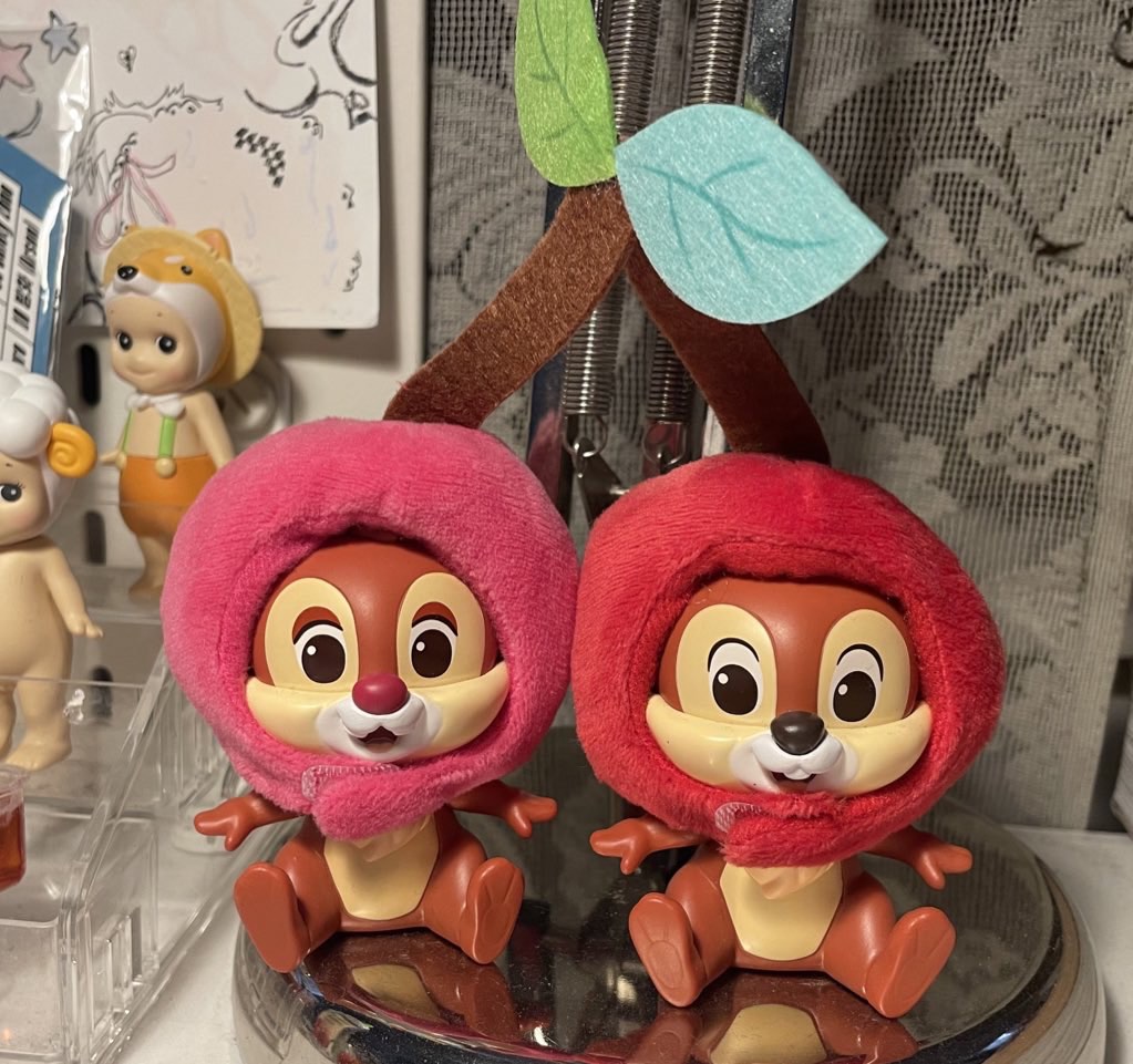 wts lfb ꒱ chip and dale cherry miniso disney blind box, Hobbies & Toys ...