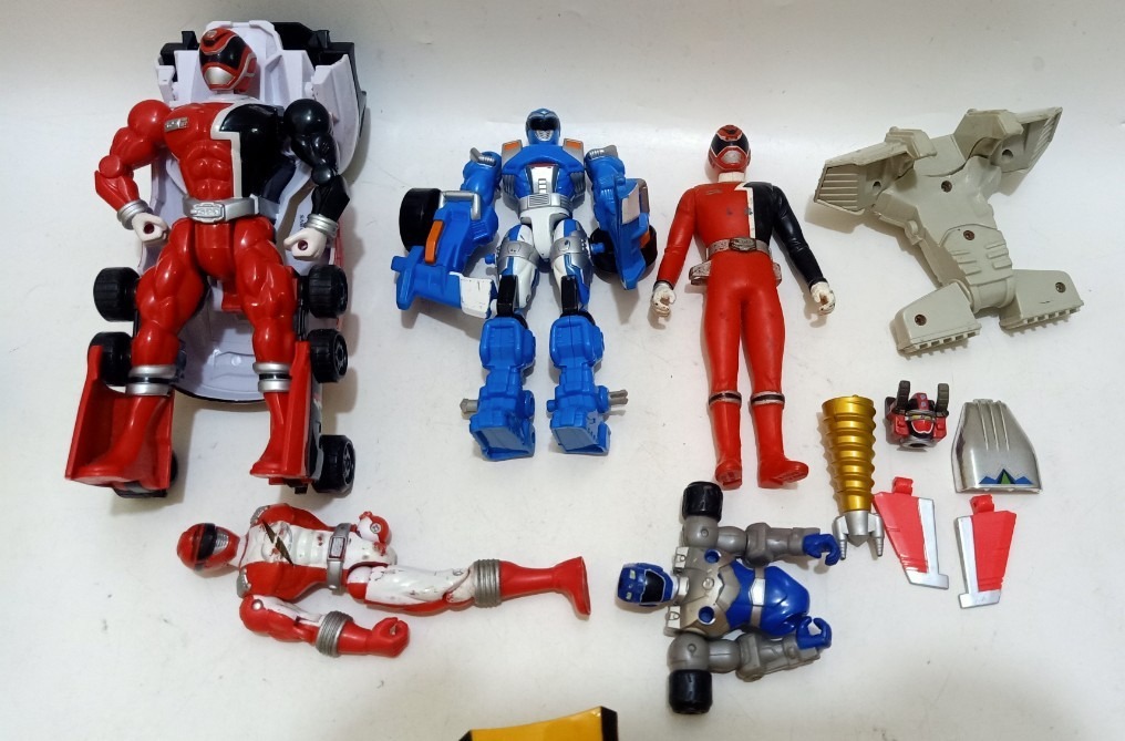 Bandai dekaranger red ranger power rangers spd delta squad ...