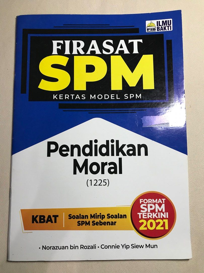 Buku rujukan Pen Moral SPM 2021, Hobbies & Toys, Books & Magazines ...