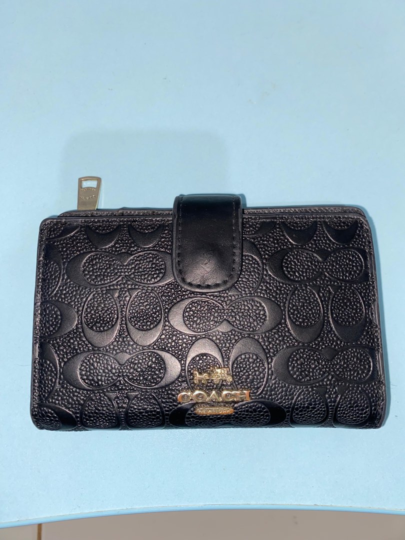 Coach Wallet / Dompet Coach, Fesyen Wanita, Tas & Dompet di Carousell