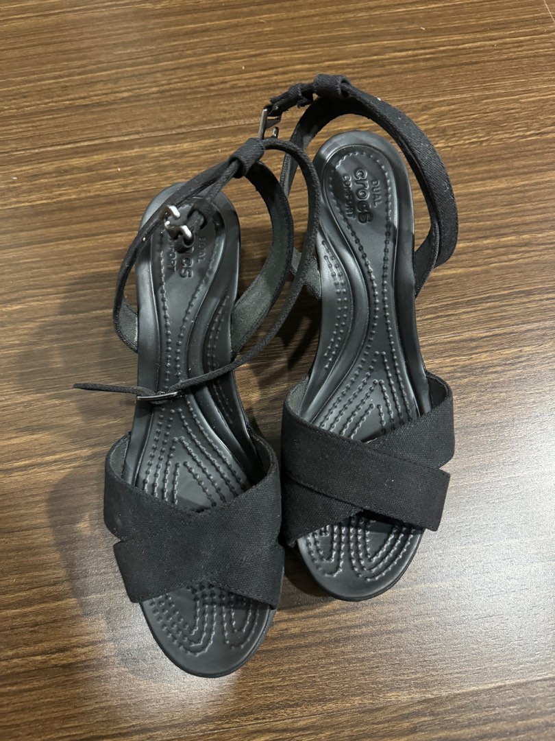Crocs wedge, Women's Fashion, Footwear, Heels on Carousell