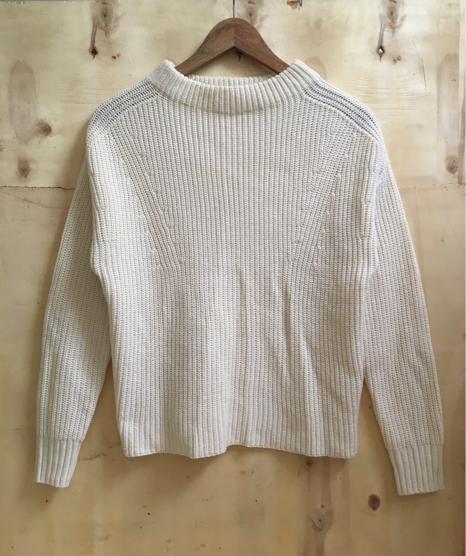 GU Knit Sweater, Women's Fashion, Tops, Longsleeves on Carousell