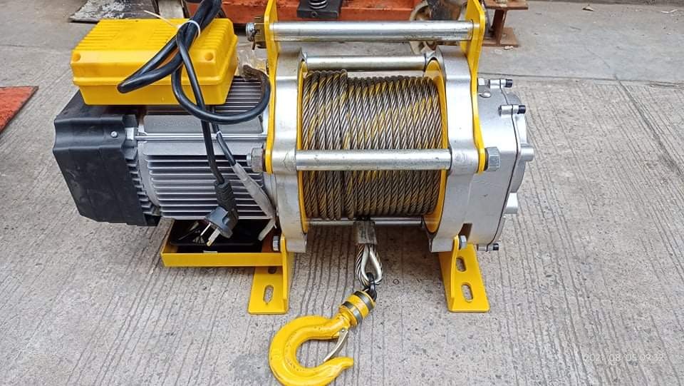 Heavy Duty Electric Hoist Single Phase 220 Volts 60 Hz 750Kg – 1.5Ton ...