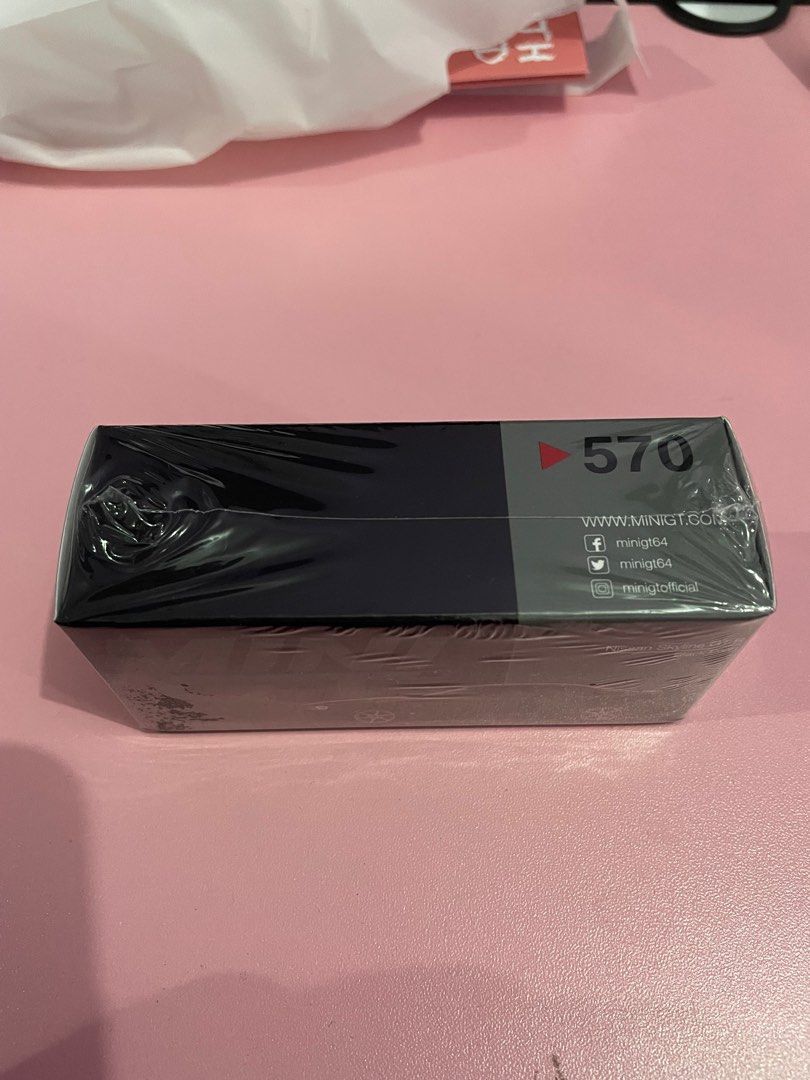 Mini GT Nissan Skyline GT-R #570, Hobbies & Toys, Toys & Games on Carousell