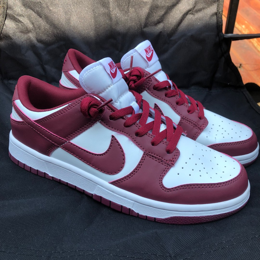 Nike Sb Dunk Low Retro Team Red, Men's Fashion, Footwear, Sneakers on ...