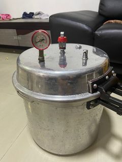 AMC pressure cooker 5.2 litre, Furniture & Home Living, Kitchenware ...