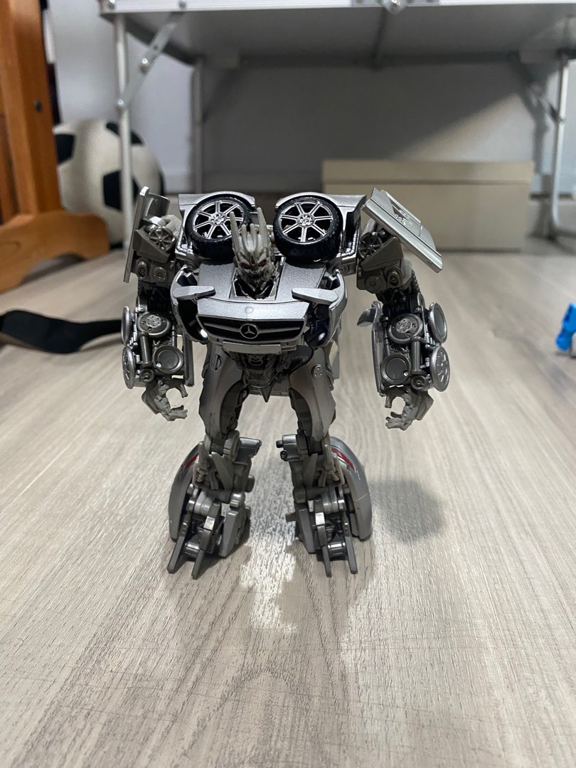 Studio series soundwave transformers, Hobbies & Toys, Toys & Games on ...