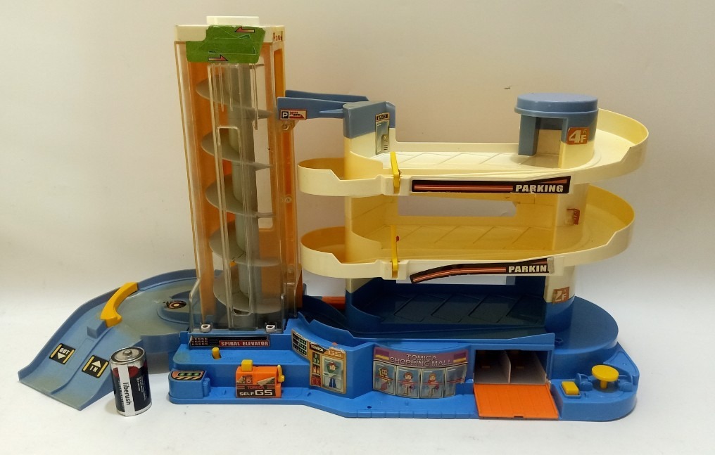 takara tomy tomica city parking super auto tomica building original ...