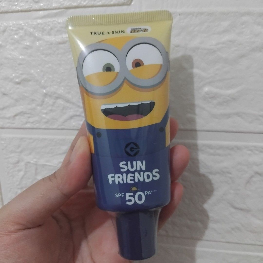 True To Skin Sunscreen Minions Edition, Kesehatan & Kecantikan, Kulit ...
