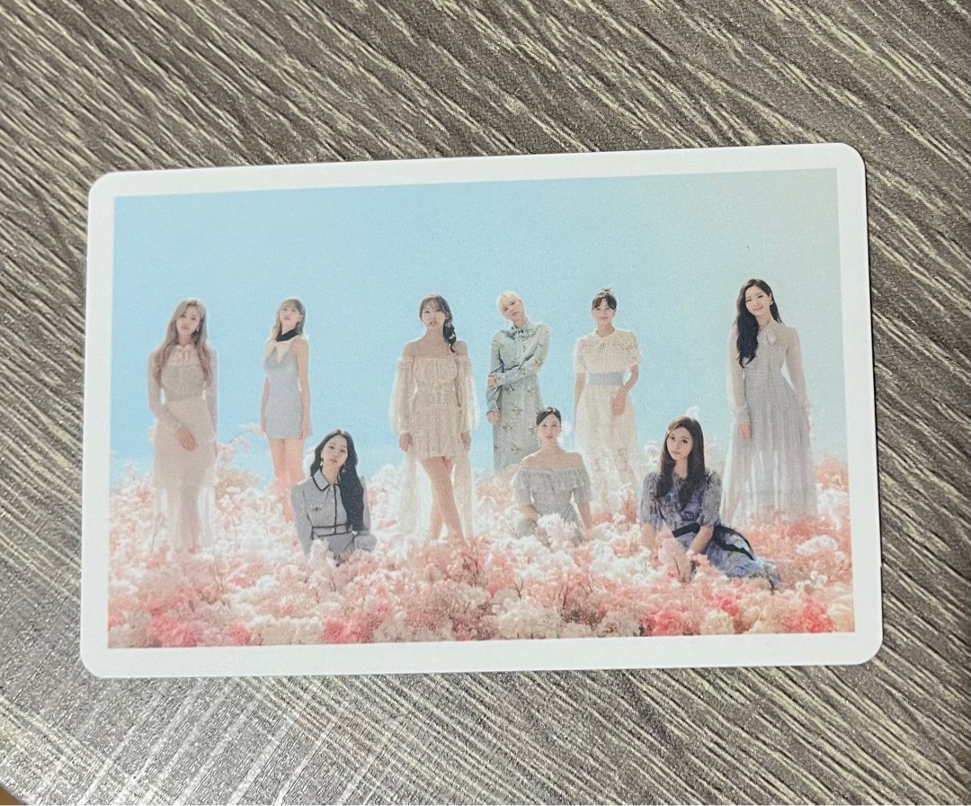 #TWICE4 TWICE 4th Best Album Official Limited Edition Photocard Group ...