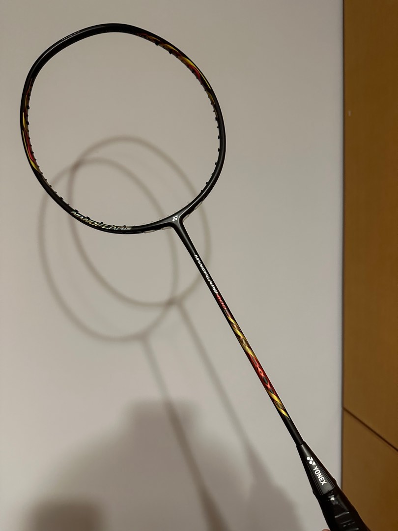 絕版 Yonex Nanoflare 800 JP 3UG5 (NF800) 全新, 運動產品, 運動與體育, 運動與體育 - 球拍和球類運動 - Carousell