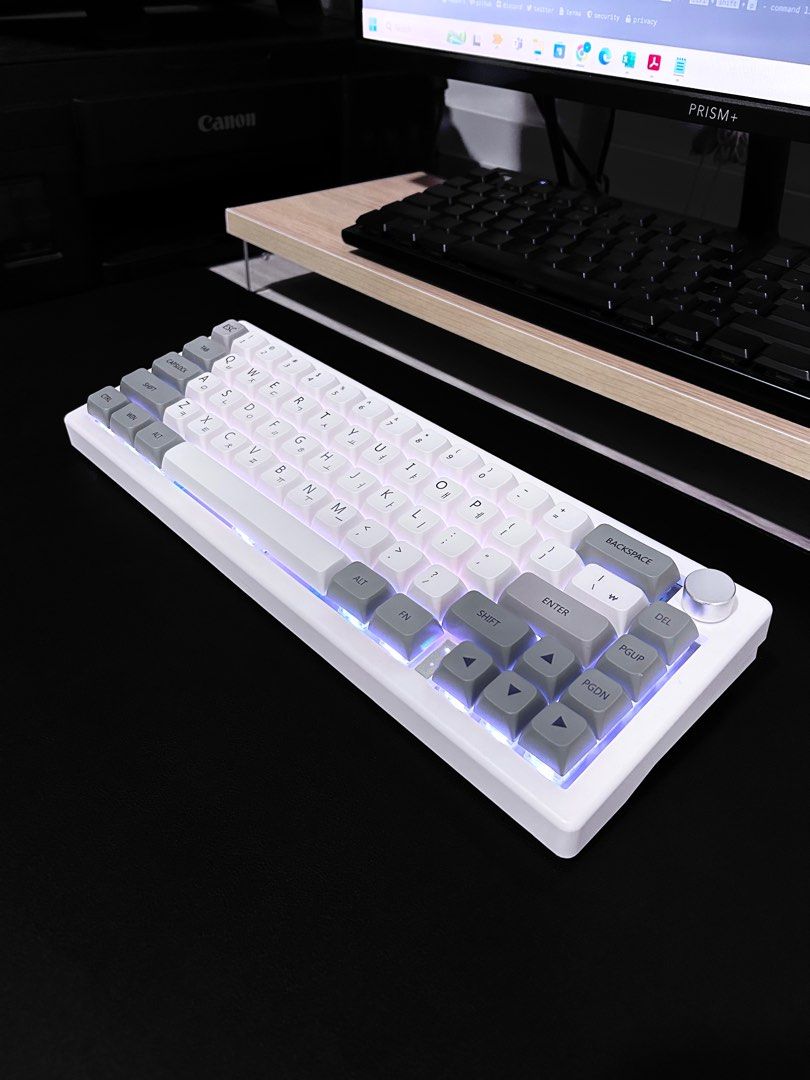 65% Custom Mechanical Keyboard (space rocket Hangul Korean keycaps), Computers & Tech, Parts ...