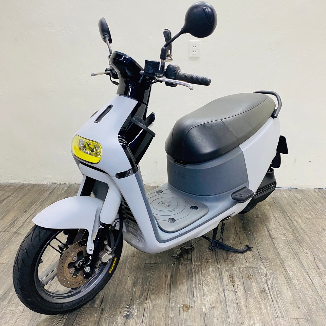 《新北二手機車》 2019 GOGORO 3 PLUS# 1661 #免費試乘/二手機車/流行車款/現況/實體門市, 機車, 電動機車在旋轉拍賣