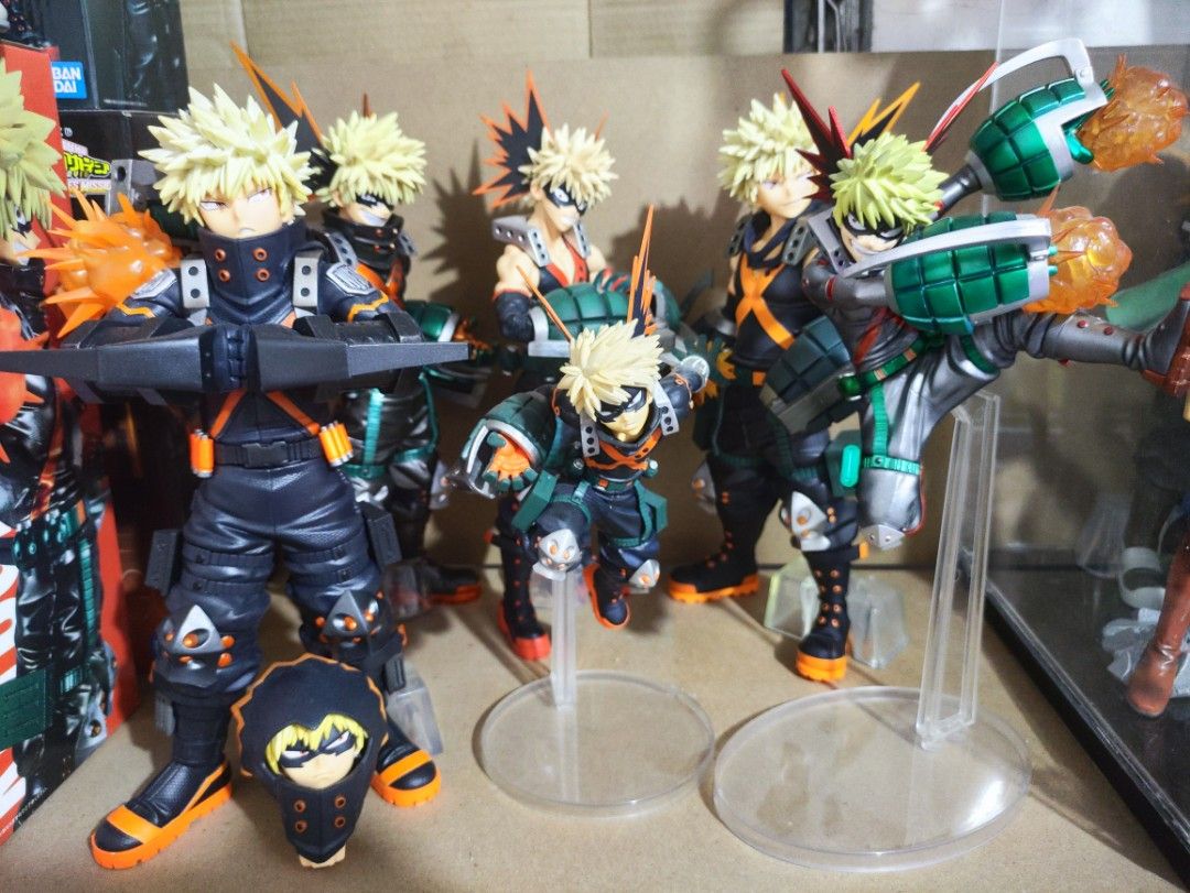 Bakugo Figures instant mini Shrine, Hobbies & Toys, Toys & Games on ...