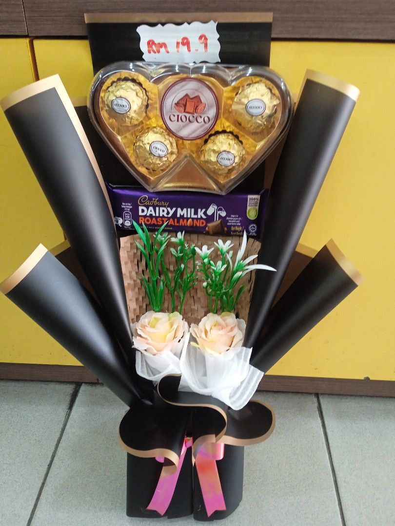 Bunga, chocolate Dan bear, Hobbies & Toys, Stationery & Craft, Flowers ...