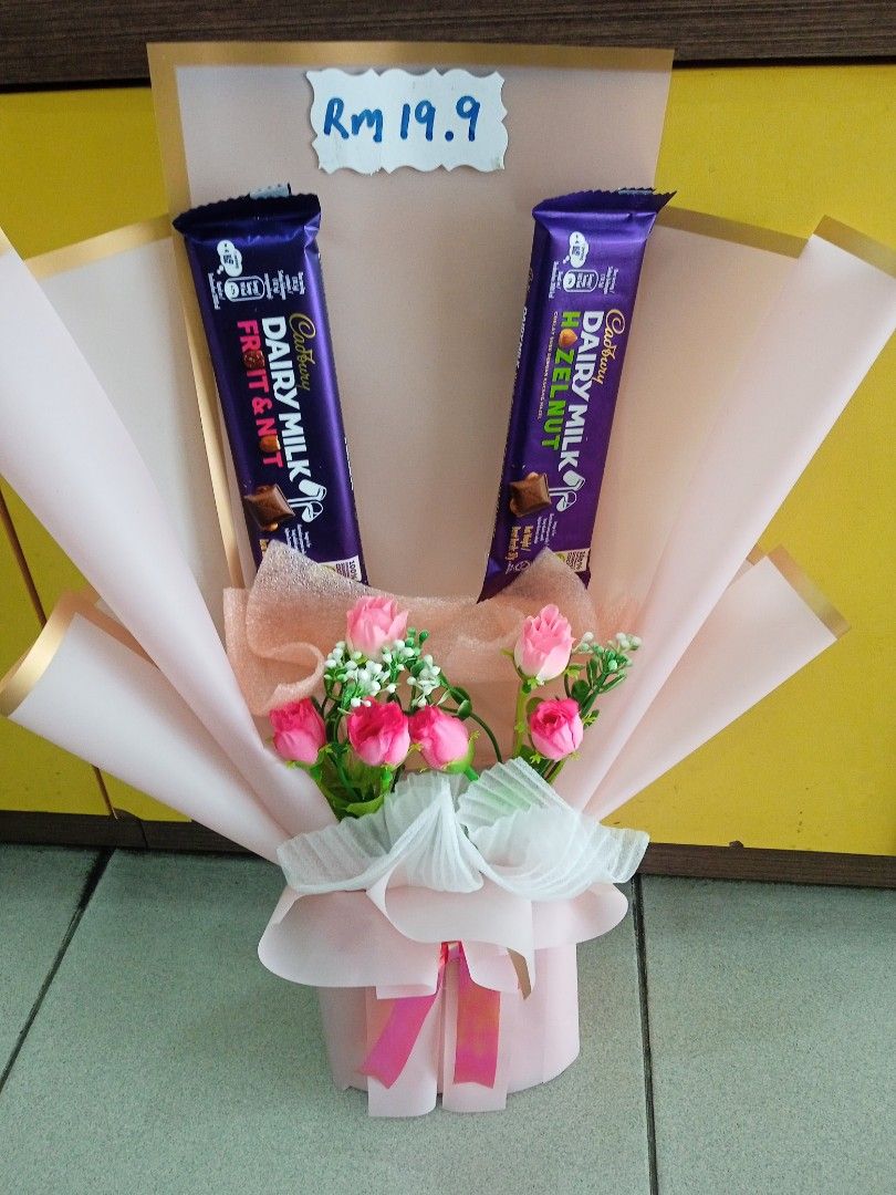 Bunga, chocolate Dan bear, Hobbies & Toys, Stationery & Craft, Flowers ...