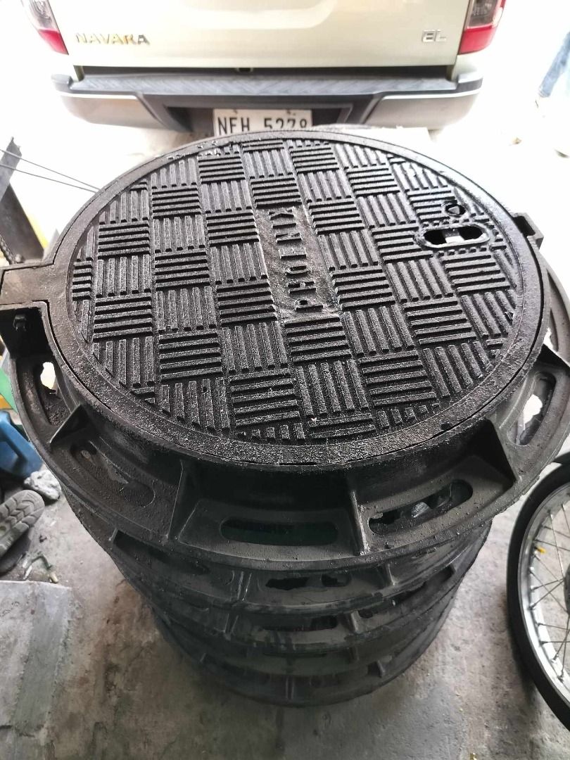 CI MANHOLE COVER, Commercial & Industrial, Construction & Building ...