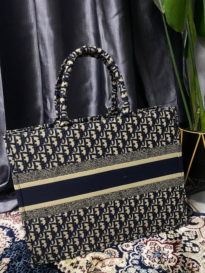 D ior book tote bag large size [READ DESCRIPTION], Luxury, Bags ...