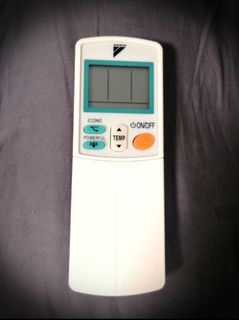 Daikin aircon remote controller BRC4C161, TV & Home Appliances, Air ...