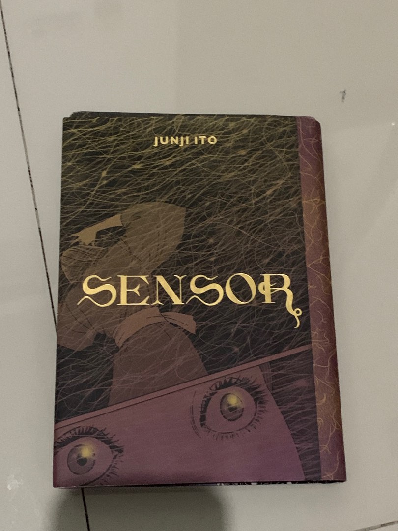 KOMIK ENG SENSOR JUNJI ITO, Buku & Alat Tulis, Buku di Carousell
