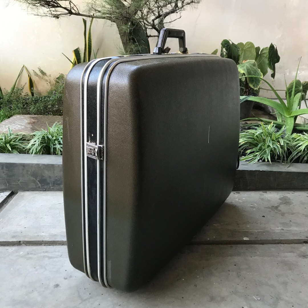 Koper Vintage President 70s Extra Large Suitcase With Numeric key Code ...