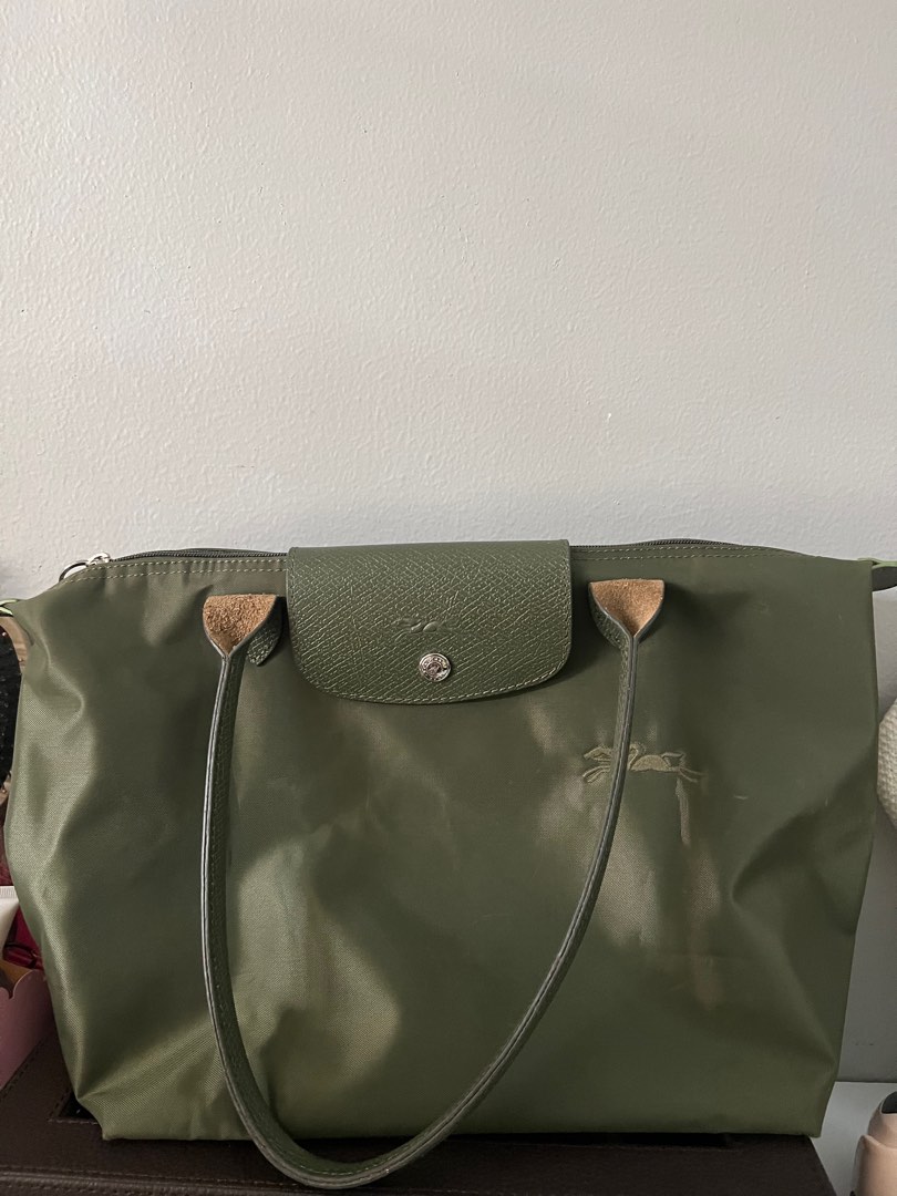 Longchamp Le Pliage Medium, Fesyen Wanita, Tas & Dompet di Carousell