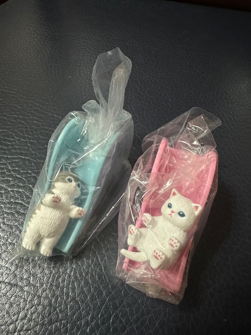 Mofusand 扭蛋 100%正版 滑梯, 興趣及遊戲, 玩具 & 遊戲類 - Carousell