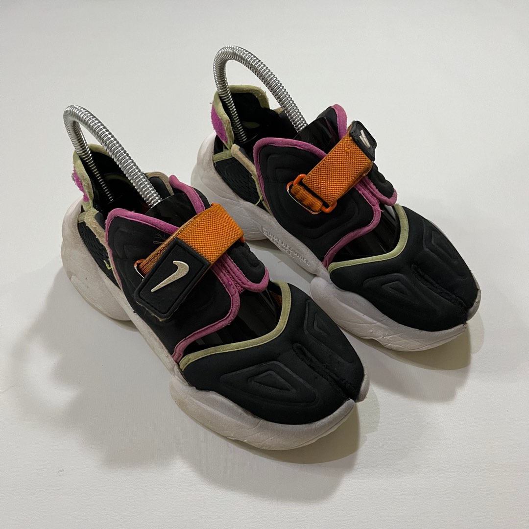 Nike Aqua Rift Black Fire Pink Colorway Sneakers, Fesyen Wanita, Sepatu ...