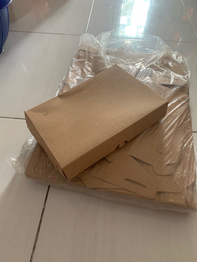 Paper box, Kotak packaging donat/roti/pao isi 6, Desain & Kerajinan ...