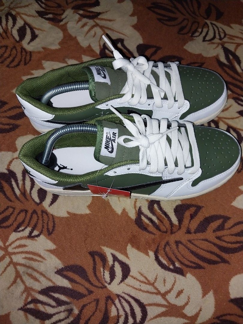 [PREM] Nike Air Jordan 1 Low x Travis Scott White/Black/Army, Fesyen ...