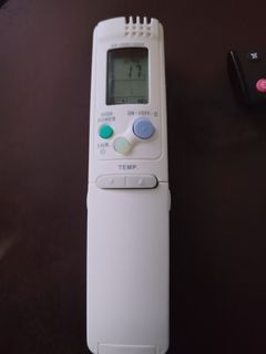Daikin aircon remote controller BRC4C161, TV & Home Appliances, Air ...