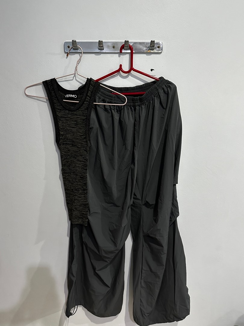 VERMO TOP & BOTTOM, Women's Fashion, Tops, Shirts on Carousell