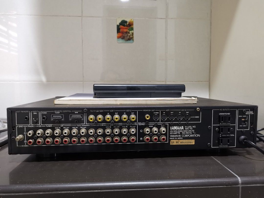 Yamaha AVC-70 Stereo Pre-Amplifier with phono mm and remote, Audio ...