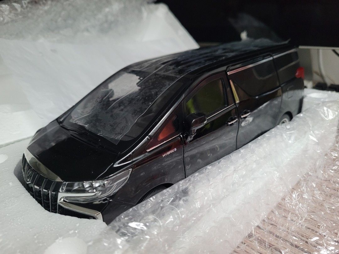 1/18 Toyota alphard miniature black, Hobbies & Toys, Memorabilia ...