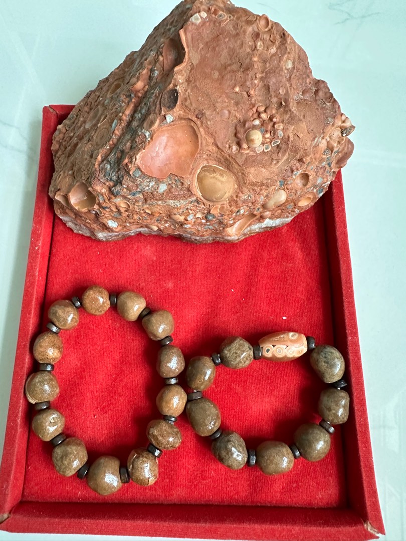 龍宫舍利 Dragon Cave Relics, Hobbies & Toys, Memorabilia & Collectibles ...