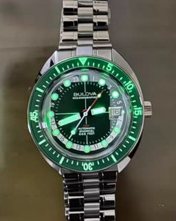 Bulova UHF Chronograph 96B231, 名牌, 手錶 - Carousell