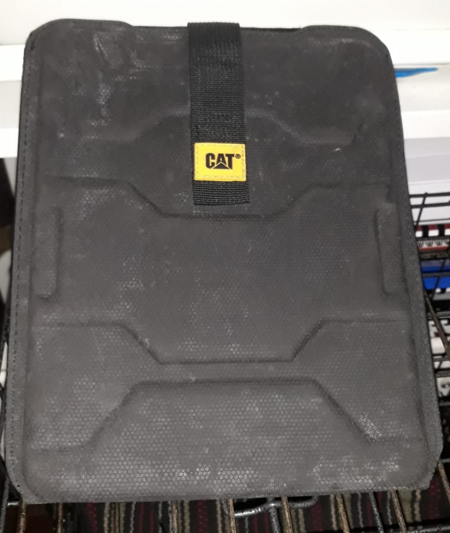 CATERPILLAR @ CAT COVER CASE BAG/TABLET - 9 Inch, Computers & Tech ...