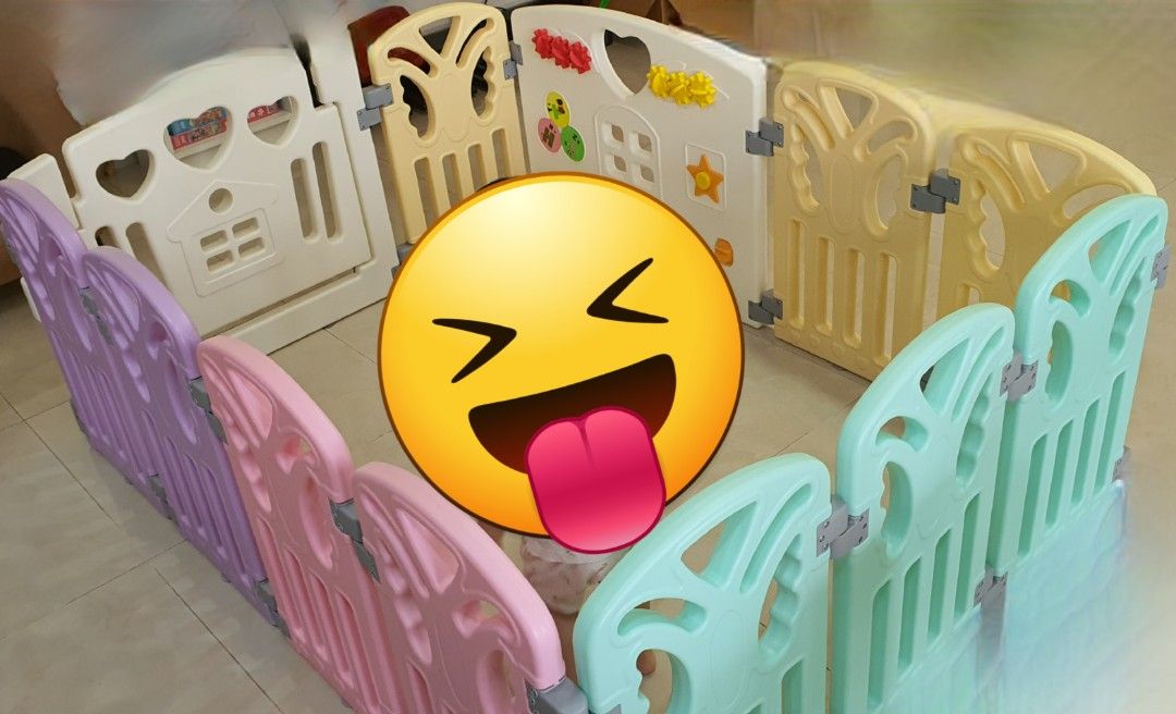 Coby Fence 10 panels + 1 door + 1 activity door, Babies & Kids, Baby ...