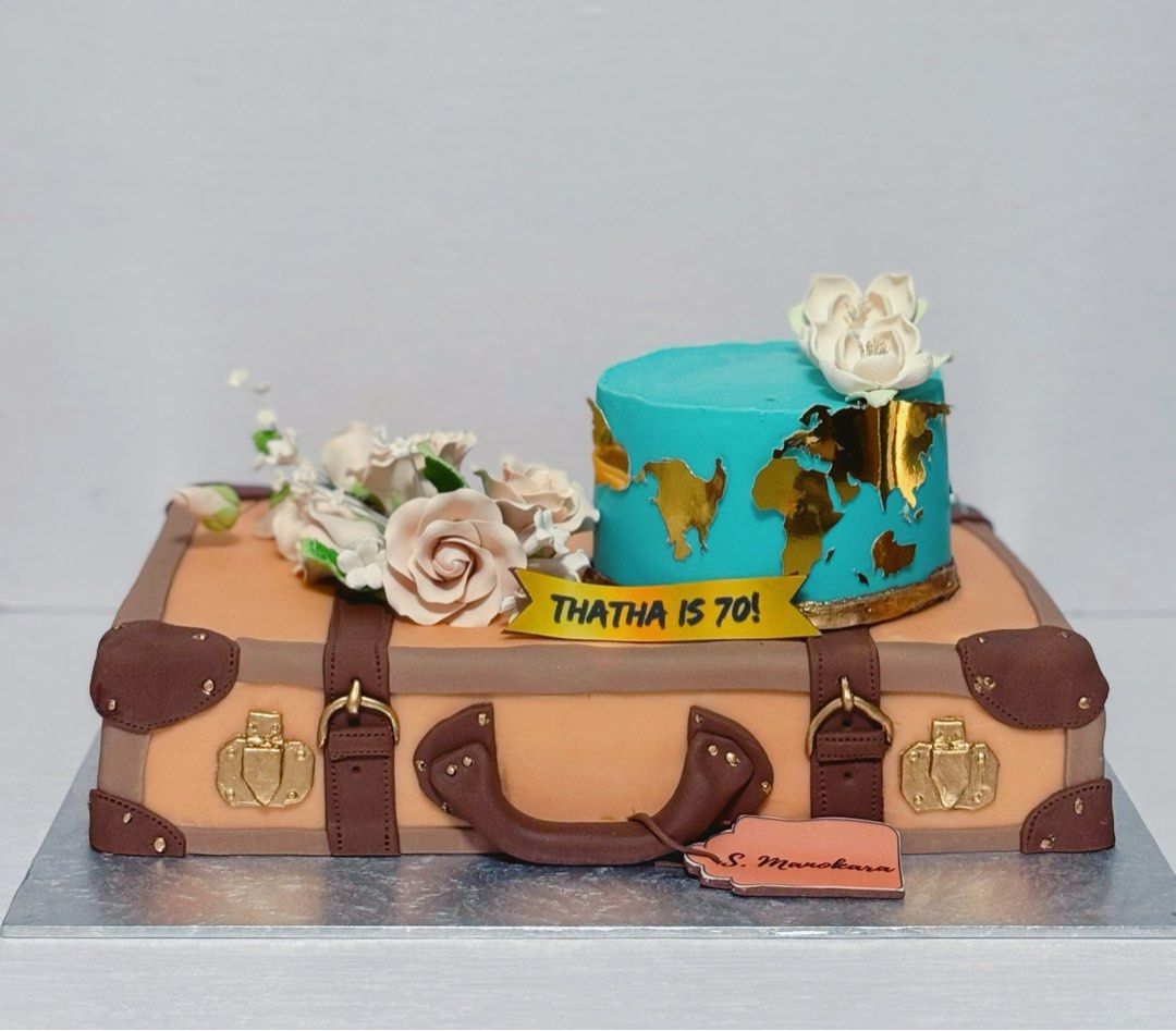 Customised Travel Theme Cake, Food & Drinks, Homemade Bakes on Carousell