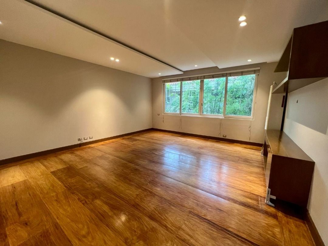 FOR SALE: House and lot in Green Meadows Subdivision, Quezon City ...