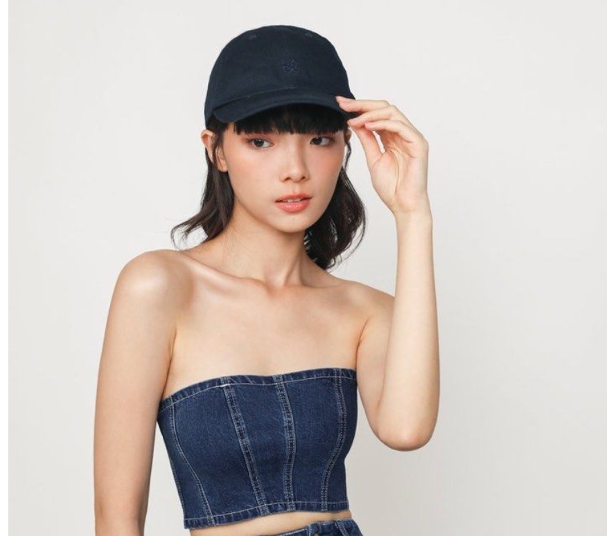 Gabrielle Denim Tube Top (Dark Wash), Women's Fashion, Tops, Sleeveless ...