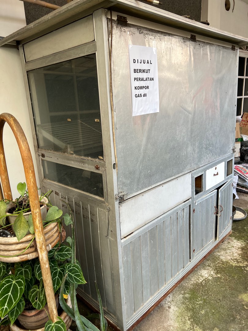 Gerobak Etalase Alumunium, Kitchen & Appliances di Carousell