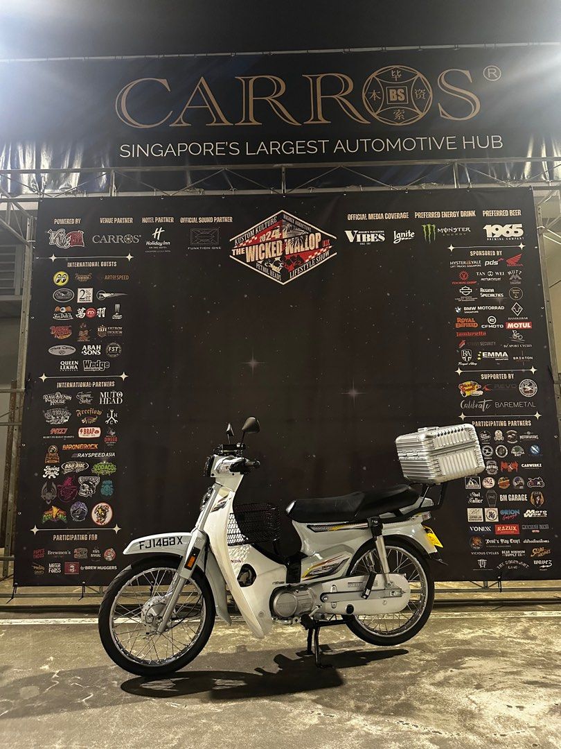 Honda Ex5 Dream, Motorcycles, Motorcycles for Sale, Class 2B on Carousell