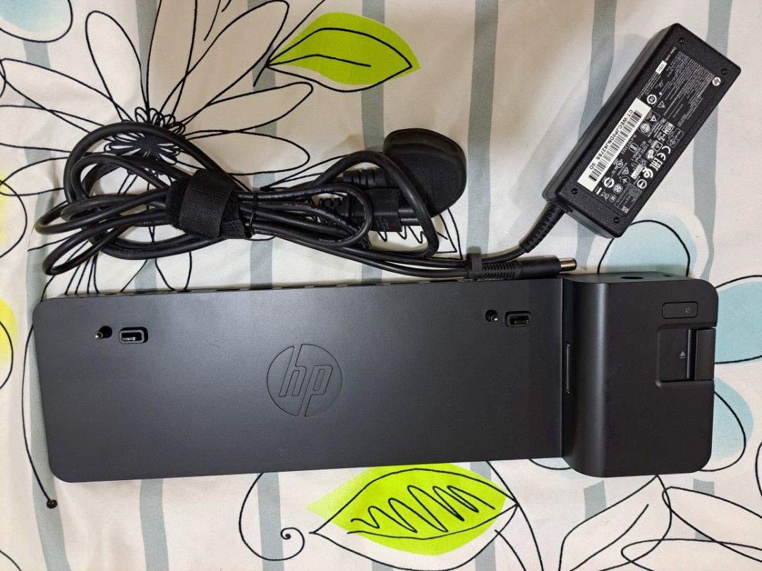 HP Ultra Slim Docking Station with 65w adapter and Free 1.8m Universal ...