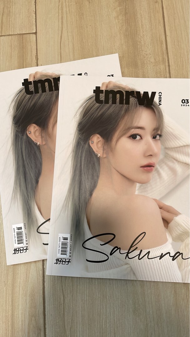 Lesserafim izone sakura tmrw 雜誌 專輯 photobook, 興趣及遊戲, 收藏品及紀念品, 韓流 ...